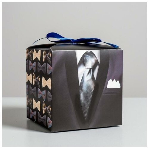 Коробка складная «Джентльмену», 12 × 12 × 12 см