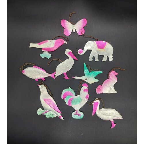 Набор из 10 картонажных елочных игрушек "Птицы и звери", картон, аэрография, СССР