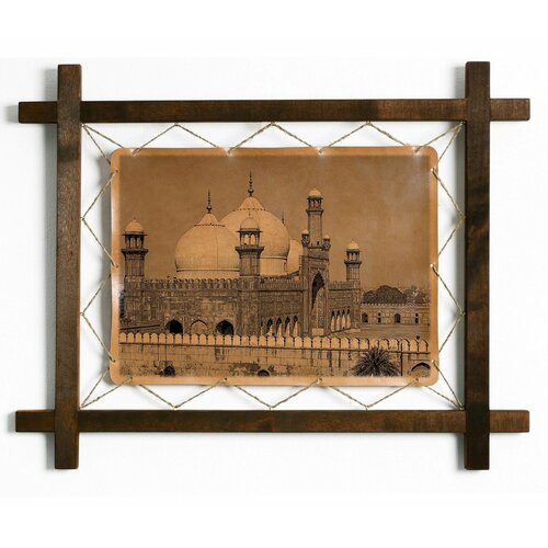 Картина Мечеть Бадшахи, Пакистан, гравировка на натуральной коже, в деревянной раме, подарок, BoomGift