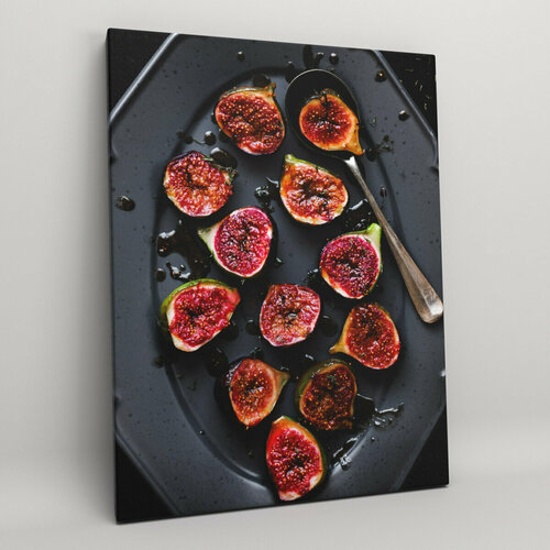 Картина на холсте (интерьерный постер) "Запеченный инжир" для кухни, кафе и ресторанов, с деревянным подрамником, размер 30х40 см