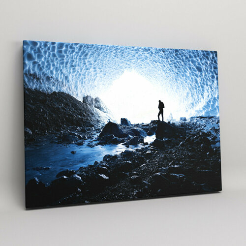 Картина на холсте (интерьерный постер) "Аскинская ледяная пещера" природа, с деревянным подрамником, размер 40x30 см