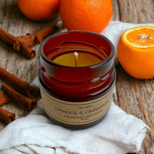 Свеча ароматическая "Апельсин и корица" из пчелиного воска в темной банке