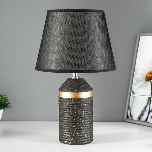 Настольная лампа "Брианна" Е14 40Вт черно-золотой 22х22х36,5 см
