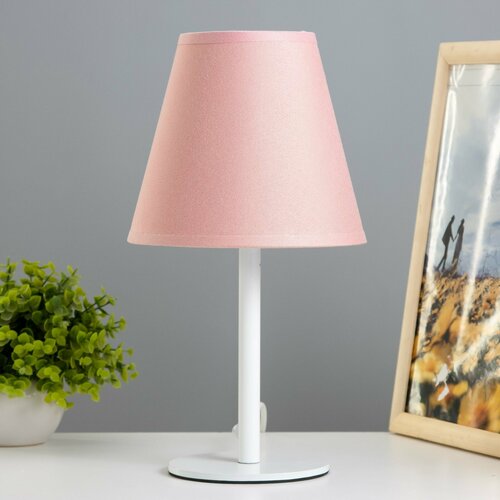 Лампа настольная Jack 1х15Вт Е14 белый/розовый 18х18х32см RISALUX