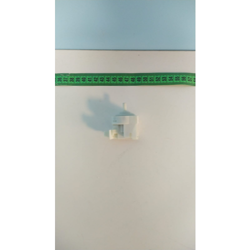Прессостат (реле уровня воды) для стиральной машины Indesit BWE 81282 с разбора
