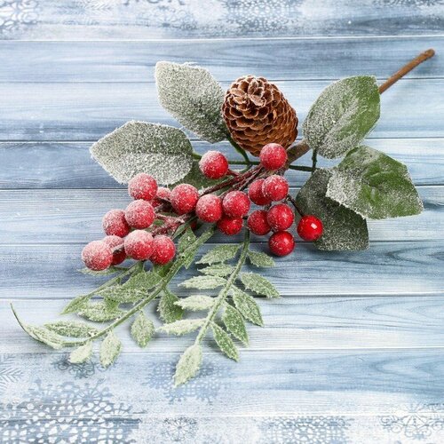 Декор "Зимние грезы" ветка листья ягоды шишка, 27 см (комплект из 10 шт)