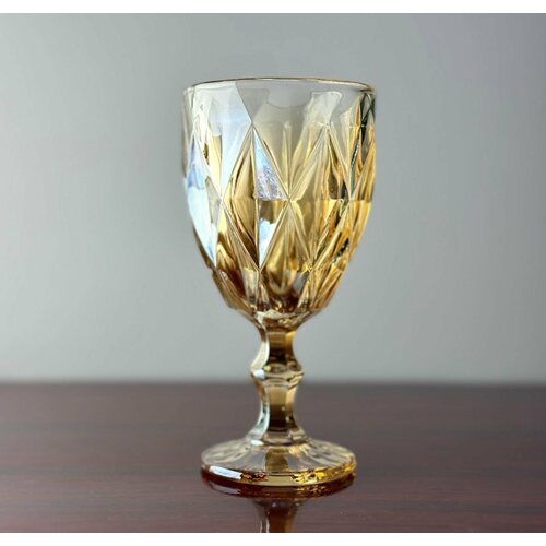 Набор бокалов для вина Золотой из 6шт, Посуда мира, высота 17 см,300 мл