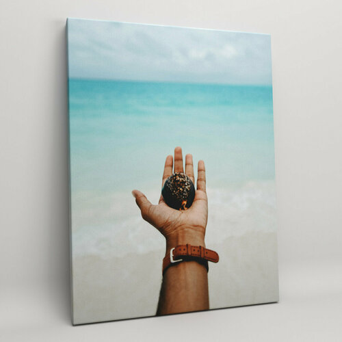 Картина на холсте (интерьерный постер) "Ракушка и море", с деревянным подрамником, размер 30x40 см