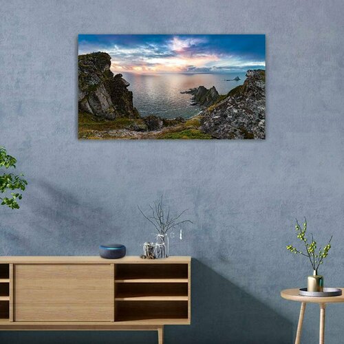 Картина на холсте 60x110 LinxOne "Норвегия Скала мха Природа" интерьерная для дома / на стену / на кухню / с подрамником