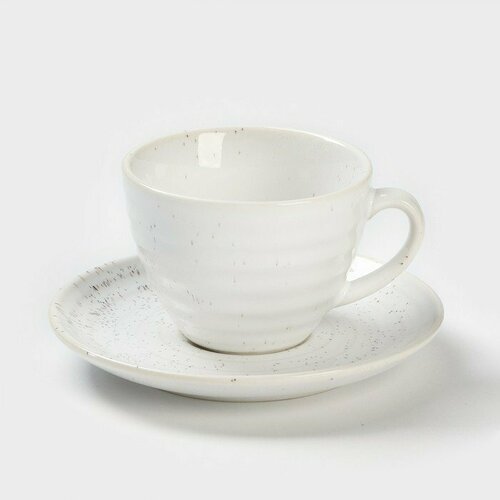 Чайная пара фарфоровая Magistro Urban, 2 предмета: чашка 200 мл, блюдце d=14,2 см, цвет белый в крапинку (комплект из 2 шт)