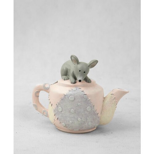 Фигурка Мышка на чайнике