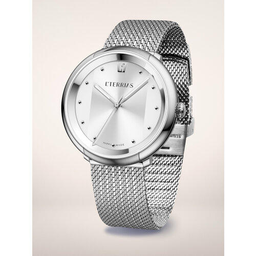 Наручные часы L'TERRIAS стальной корпус на браслете миланское плетение "Straight", серебряный