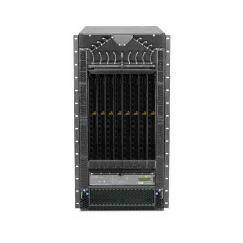 Коммутатор Juniper QFX3008-FAB-CPE-BNDL