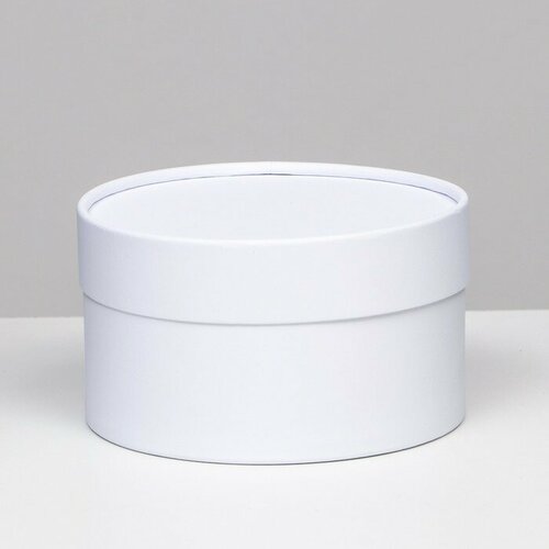 Подарочная коробка "Алмаз" белый, завальцованная без окна, 16х9 см