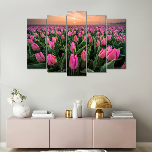 Модульная картина/Модульная картина на холсте в подарок/ Поле с розовыми тюльпанами на закате/Field with pink tulips at sunset 150х100
