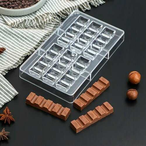 Форма для шоколада и конфет «Киндер», 14 ячеек, 20×12×2,5 см, ячейка d=3 см (комплект из 5 шт)