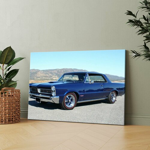 Картина на холсте (синяя машина, припаркованная на обочине дороги(1)) 50x70 см. Интерьерная, на стену.