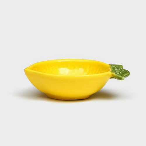 Керамика ручной работы Тарелка керамическая "Лимон", глубокая, желтая, 14,5 см, 1 сорт, Иран