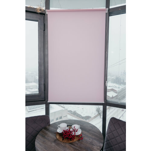 Рулонная штора розовая на окна 105 (ширина) Х 200 (высота).