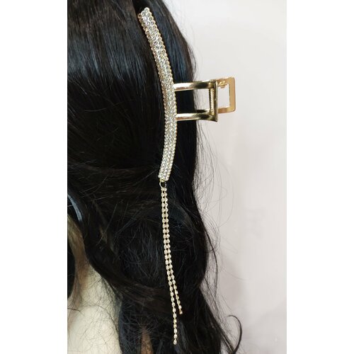 Заколка. Краб-зажим для волос с квадратной дугой с тремя полосками из страз и длинными кисточками. Цвет золото