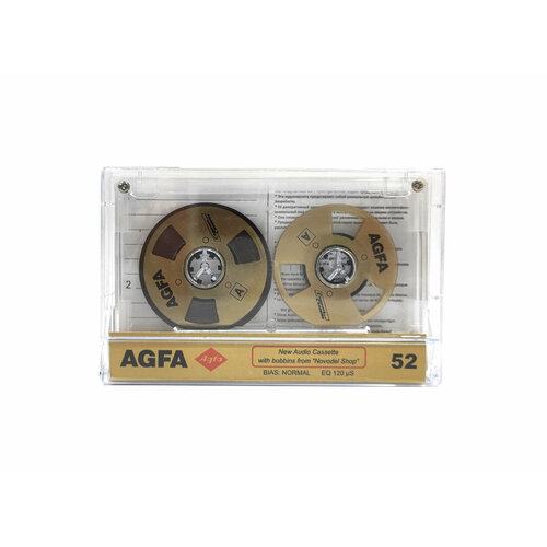 Аудиокассета "AGFA" с золотистыми боббинками