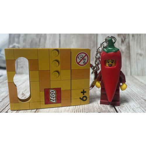 Брелок LEGO Брелок Лего Девочка с перцем чили / Lego Key Chain - Chili Girl, красный