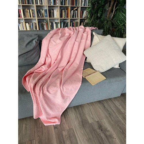 Махровое покрывало для кровати и дивана, махровый плед "Уютный Уют" 150 х 200, розовый