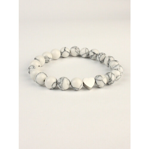 Браслет Pechinoga Design Браслет из натурального камня с сердечком, металл, размер 16 см, размер S, серебряный, белый