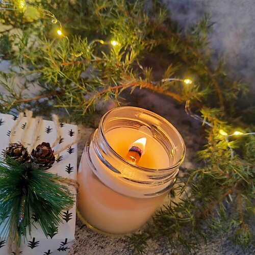 Свеча с новогодним ароматом Рождественская ночь