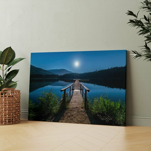 Картина на холсте "Деревянный причал, стоящий на вершине озера под полной луной" 50x70 см. Интерьерная, на стену.