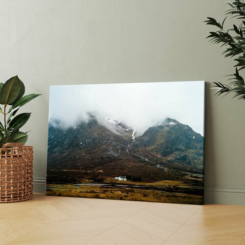 Картина на холсте (Горы в тумане) 50x70 см. Интерьерная, на стену.
