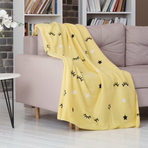 Плед флисовый 130х170 см для кресла, Casa Conforte Сюрприз, жёлтый с глазками и звездочками
