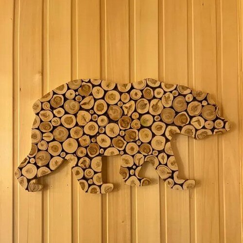 Панно из можжевельника в баню на стену из дерева Медведь 60 на 40 см