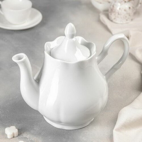 Чайник фарфоровый "Романс", 1.75 л, цвет белый