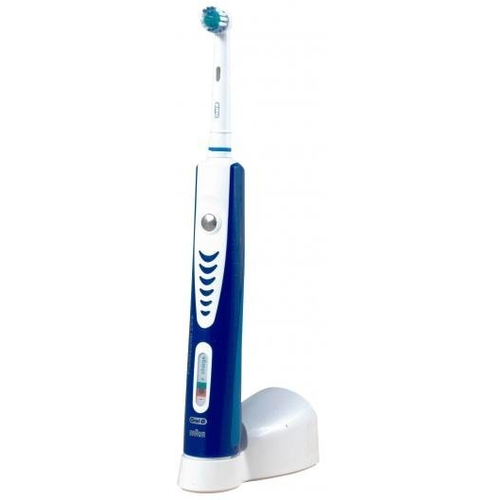  Электрическая зубная щетка Oral-B Professional Care 7400, белый/синий