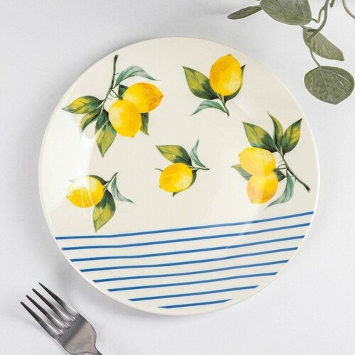 Тарелка керамическая десертная Доляна «Лимон», d=20,3 см, цвет белый