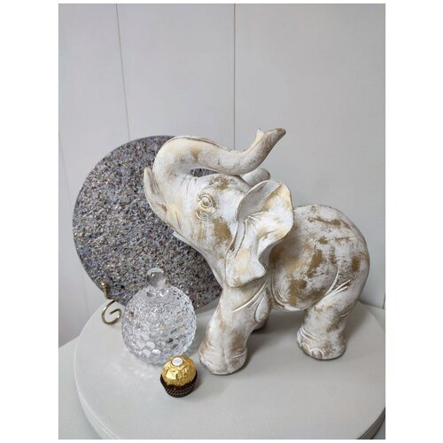 Статуэтка интерьерная Слон в декоре "Белое и Золото"