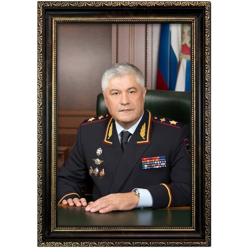 Портрет Колокольцева В. А, формат А-4 (21x30 см.), багетная темно-коричневая рамка