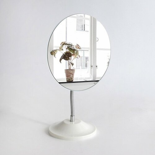 Queen fair Зеркало настольное, на гибкой ножке, зеркальная поверхность 13,5 × 16,2 см, цвет белый