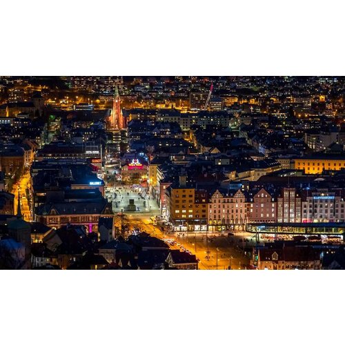 Картина на холсте 60x110 LinxOne "Берген Норвегия ночи город" интерьерная для дома / на стену / на кухню / с подрамником