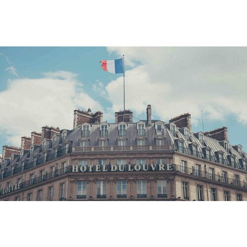 Картина на холсте 60x110 LinxOne "Франция, париж, отель" интерьерная для дома / на стену / на кухню / с подрамником