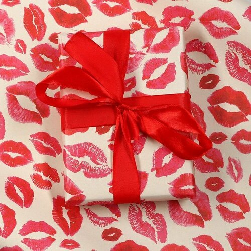Набор бумаги упаковочной крафт "Поцелуи", 2 листа 50 × 70 см (комплект из 16 шт)