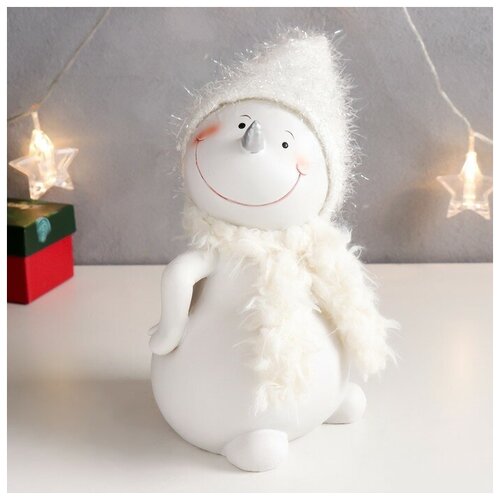 Сувенир полистоун "Деловой снеговичок в белом шарфике, колпаке из мишуры" 23х13х16 см (2 шт)