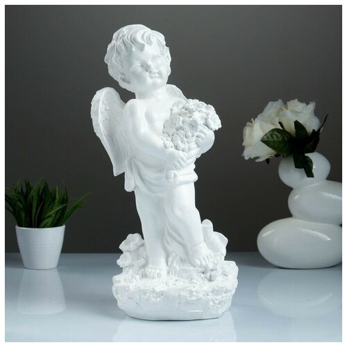 Хорошие сувениры Фигура "Ангел с цветами" большой белый 20х19х42см