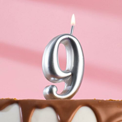 Свеча для торта цифра "Серебряная", 5,5 см, цифра "9"