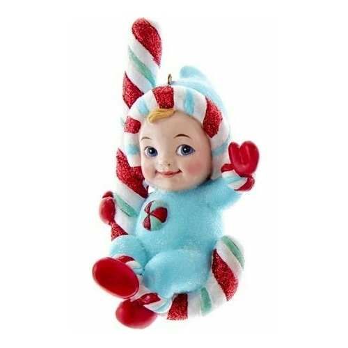 Ёлочная игрушка леденцовый малышок в голубом костюмчике, полистоун, 8 см, Kurts Adler E0429-1