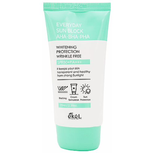 Солнцезащитный крем EKEL Everyday Sun Block AHA BHA PHA SPF 50PA+++, 70 мл / идеально для чувствительной и проблемной кожи