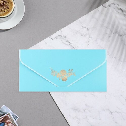 Стильная открытка Конверт для денег "Поздравительный" серо-голубой, цветы, 19х9 см