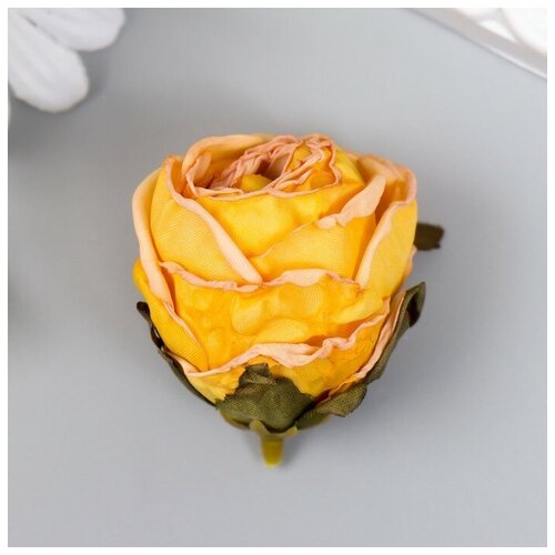 Декоративный цветок КНР Бутон на ножке "Пионовидная роза желтая" 4х5 см