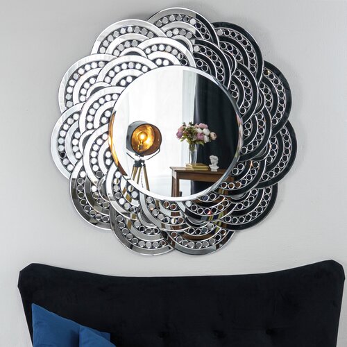 Интерьерное настенное зеркало Crema Brillica диаметр 93 см